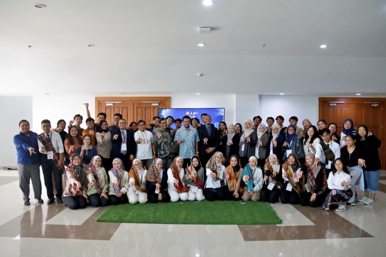 FMIPA UGM Gelar Closing Ceremony Staff and Student Mobility Program ...