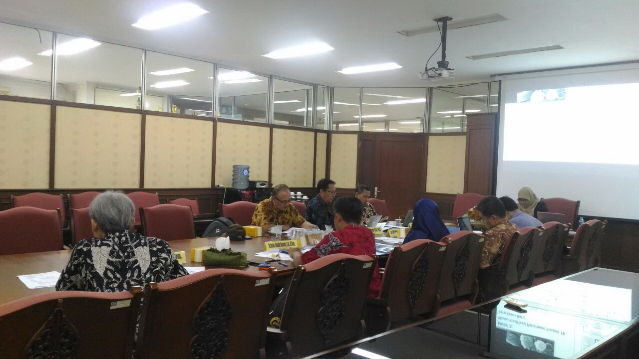 Rusdah, S.Kom., M.Kom. Lulus Ujian Tertutup Program Doktor Fakultas ...