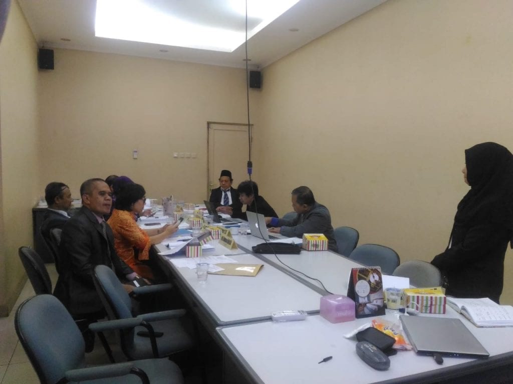 Fahmiati Lulus Ujian Tertutup Program Doktor Fakultas MIPA UGM ...