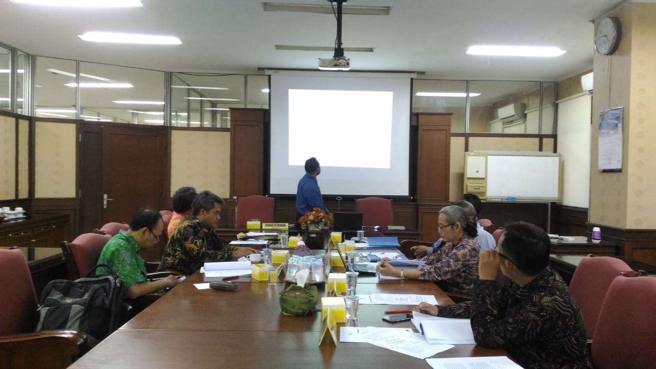 Burhanudin Arif Nurnugroho Lulus Ujian Tertutup Program Doktor Fakultas ...