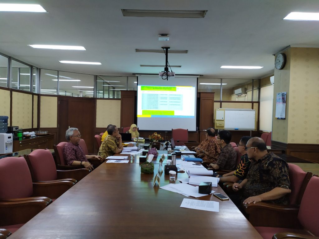 Sri Purwaningsih Lulus Ujian Tertutup Program Doktor Fakultas MIPA UGM ...